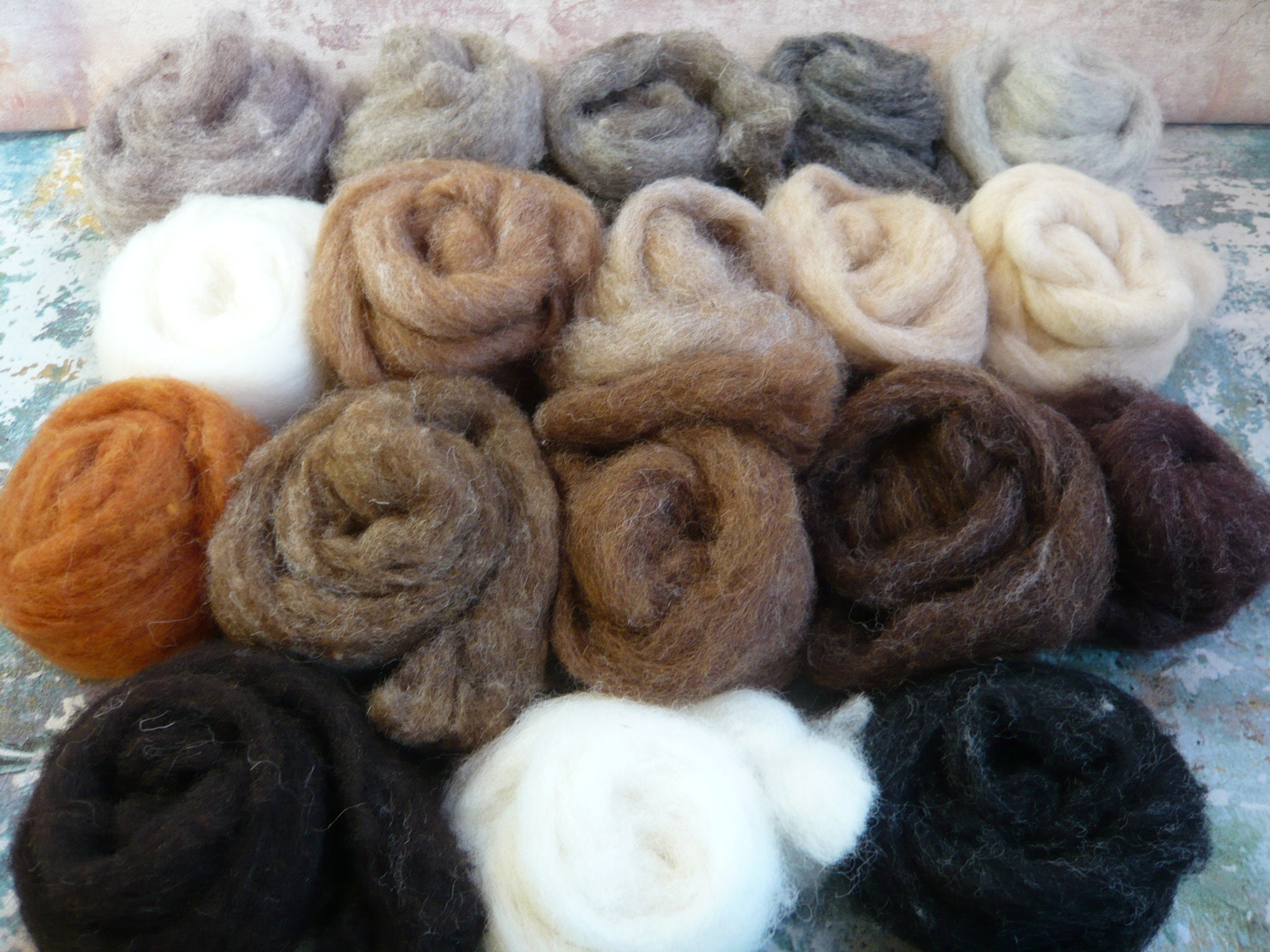 Wool Roving Heidifeathers Waste Wool, Scraps, Off Cuts Felting Wool ...