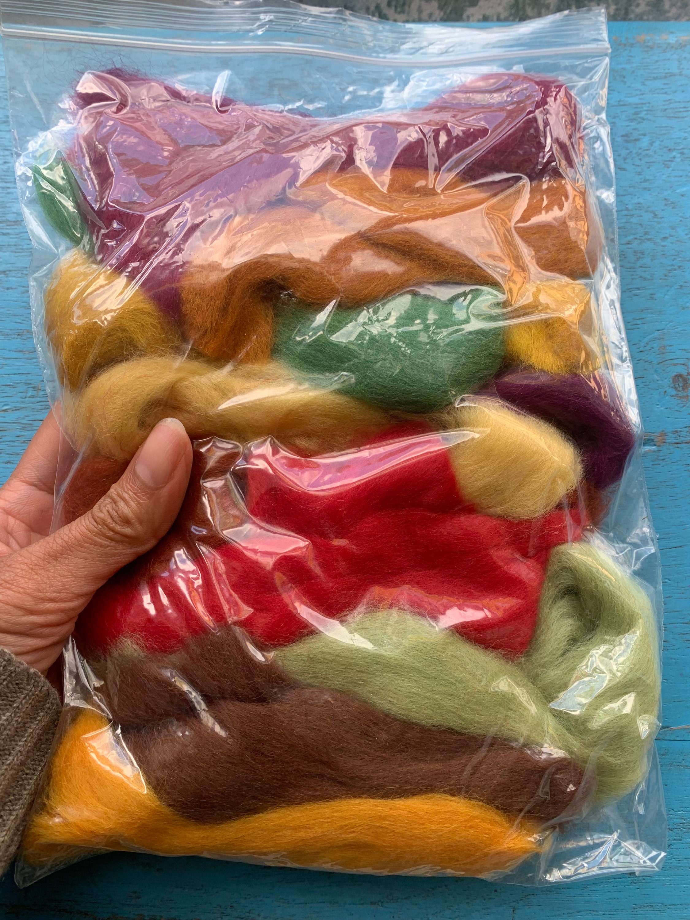 Heidifeathers Waste Wool Scraps off Cuts Felting Wool Roving - Etsy UK