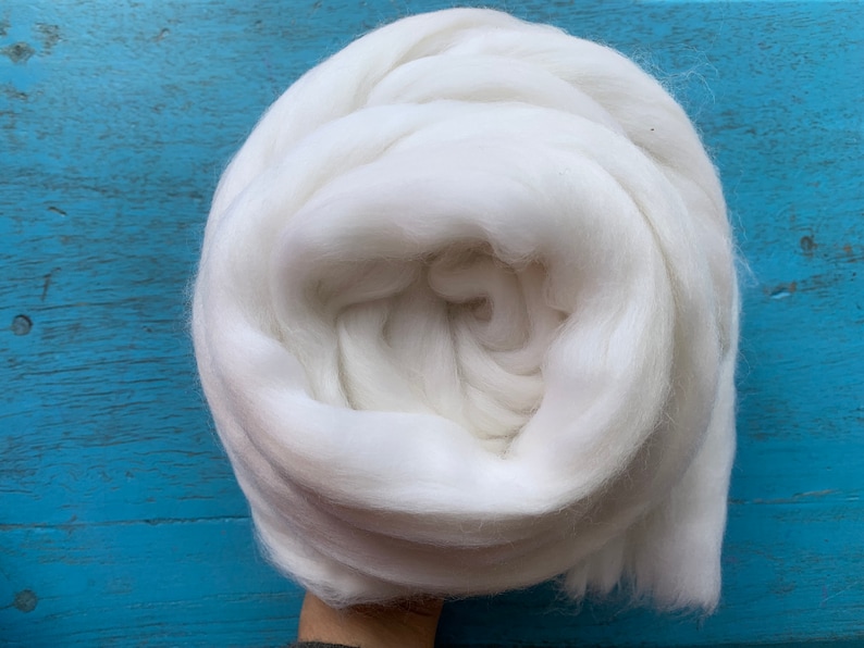 Heidifeathers Bright White Merino Wool Tops / Roving 100g / 3.5oz - Etsy UK