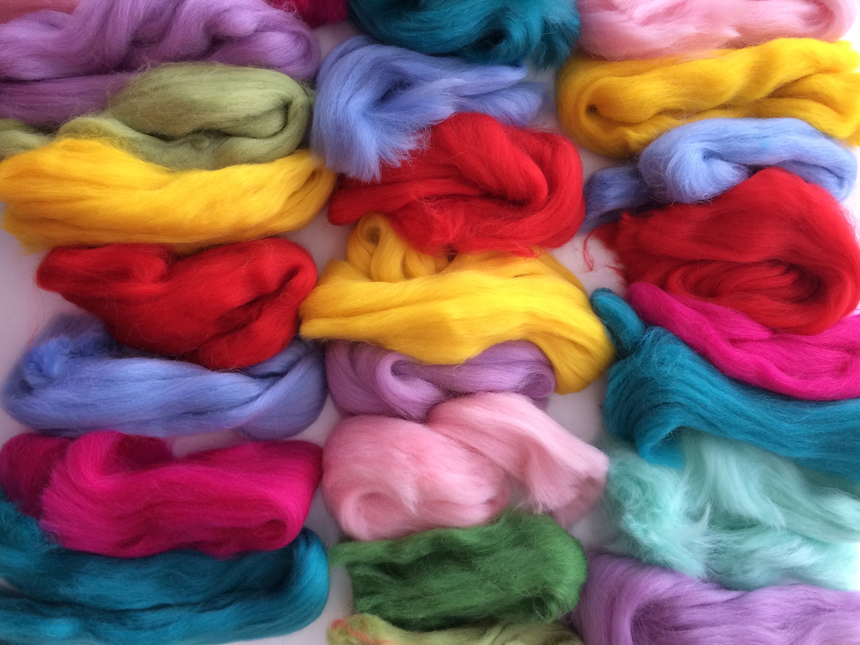 Heidifeathers Waste Wool Scraps off Cuts Felting Wool Roving | Etsy