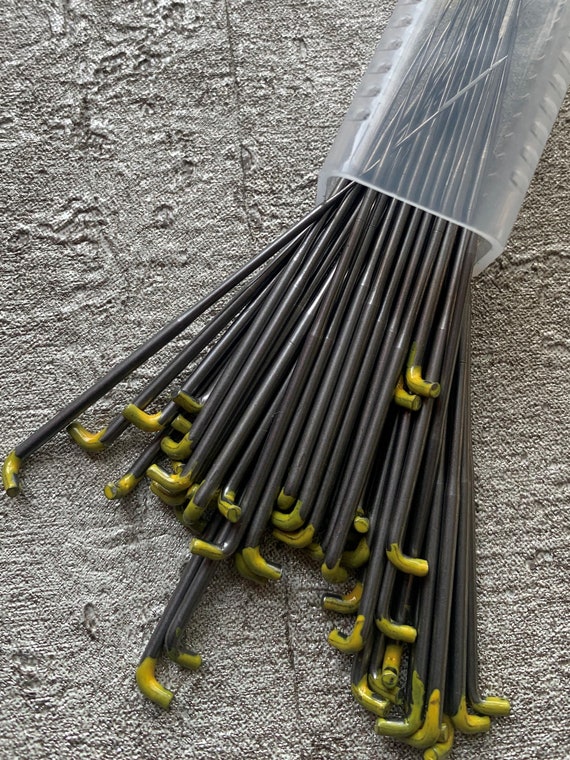 Heidifeathers 10 X 42 Gauge Crown Barbed Needles yellow Tip - Etsy