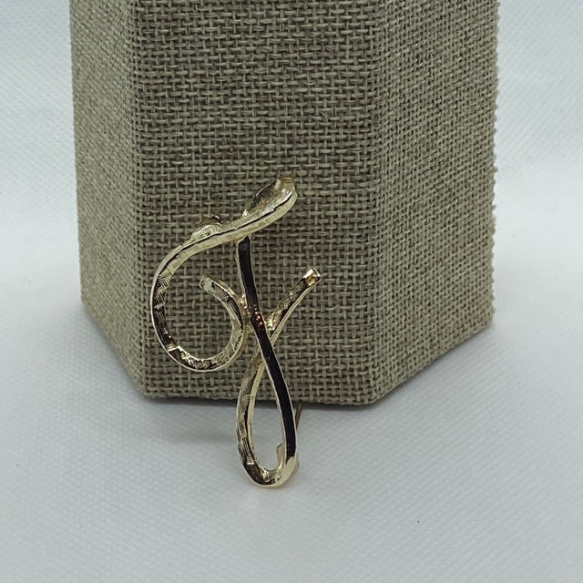 HandsomeVintageWoman - Etsy