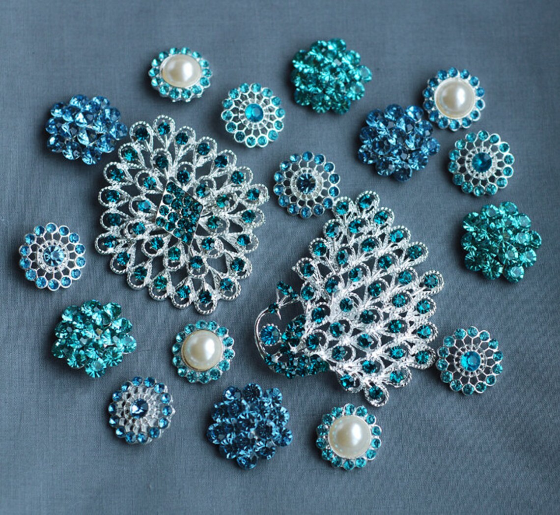 20 Blue Rhinestone Button Brooch Assorted Pearl Crystal Brooch Bouquet ...