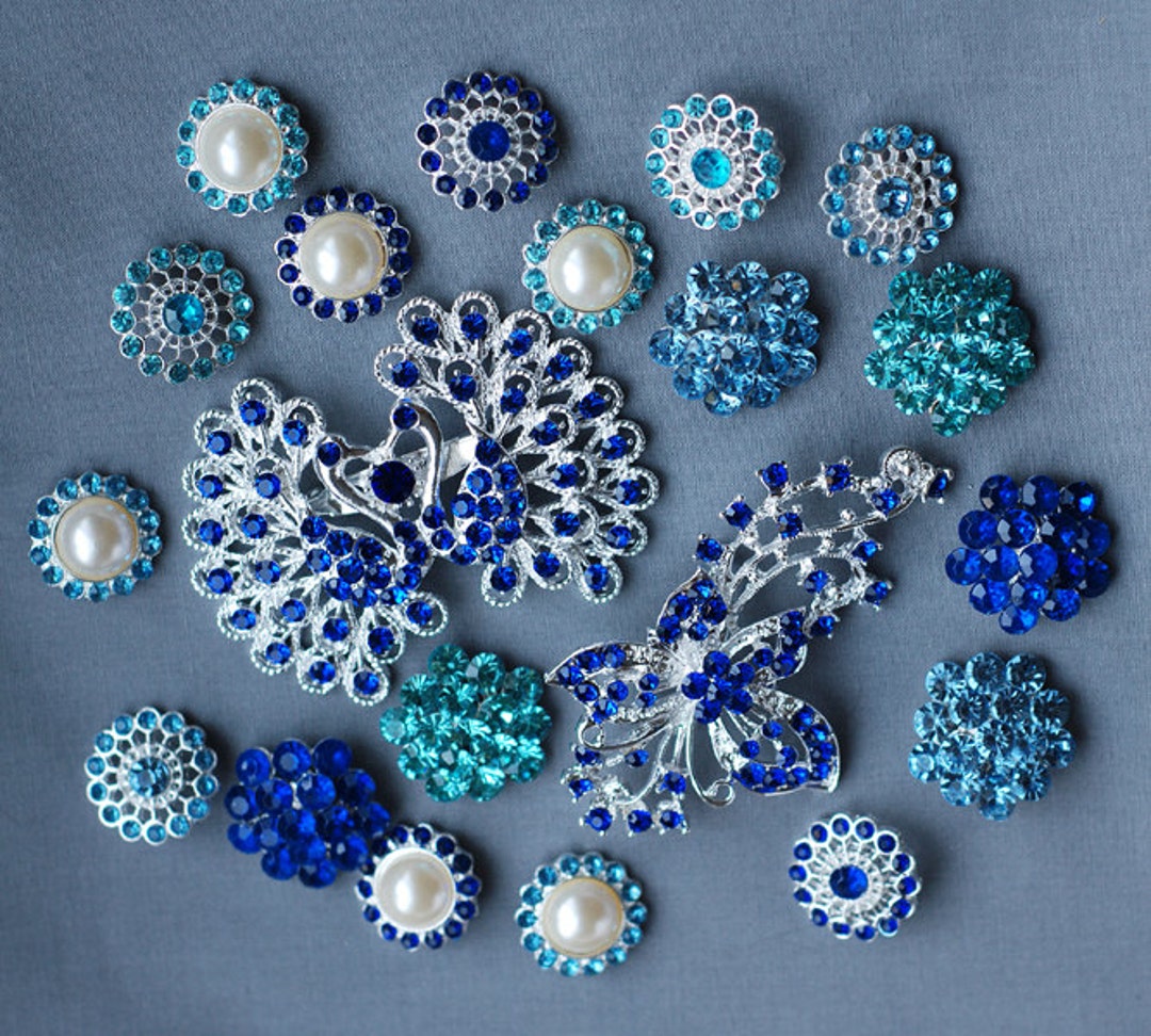 20 Blue Rhinestone Button Brooch Assorted Pearl Crystal Brooch Bouquet ...