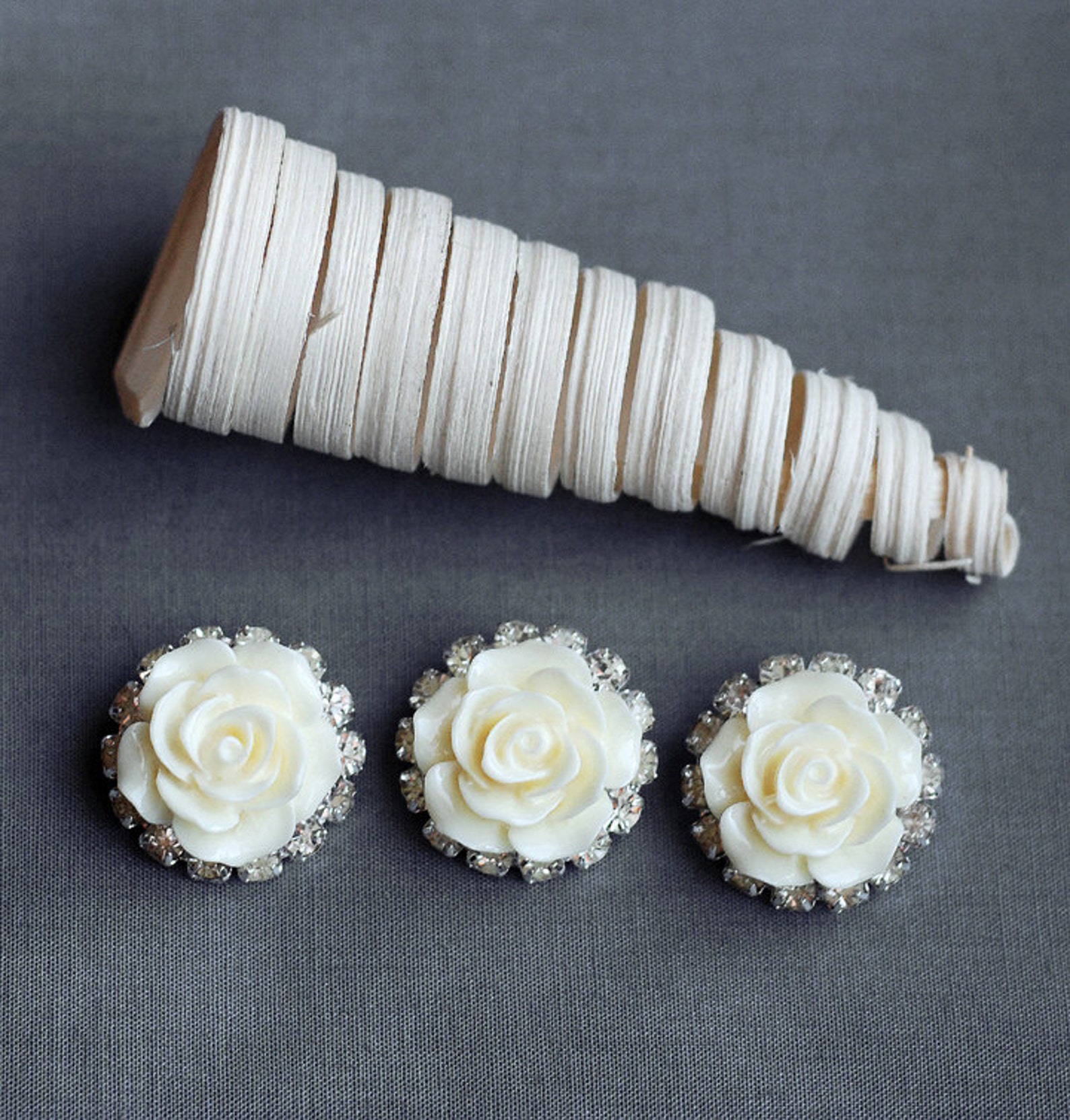10 Rhinestone Buttons Crystal Ivory Cream Resin Rose Flower - Etsy