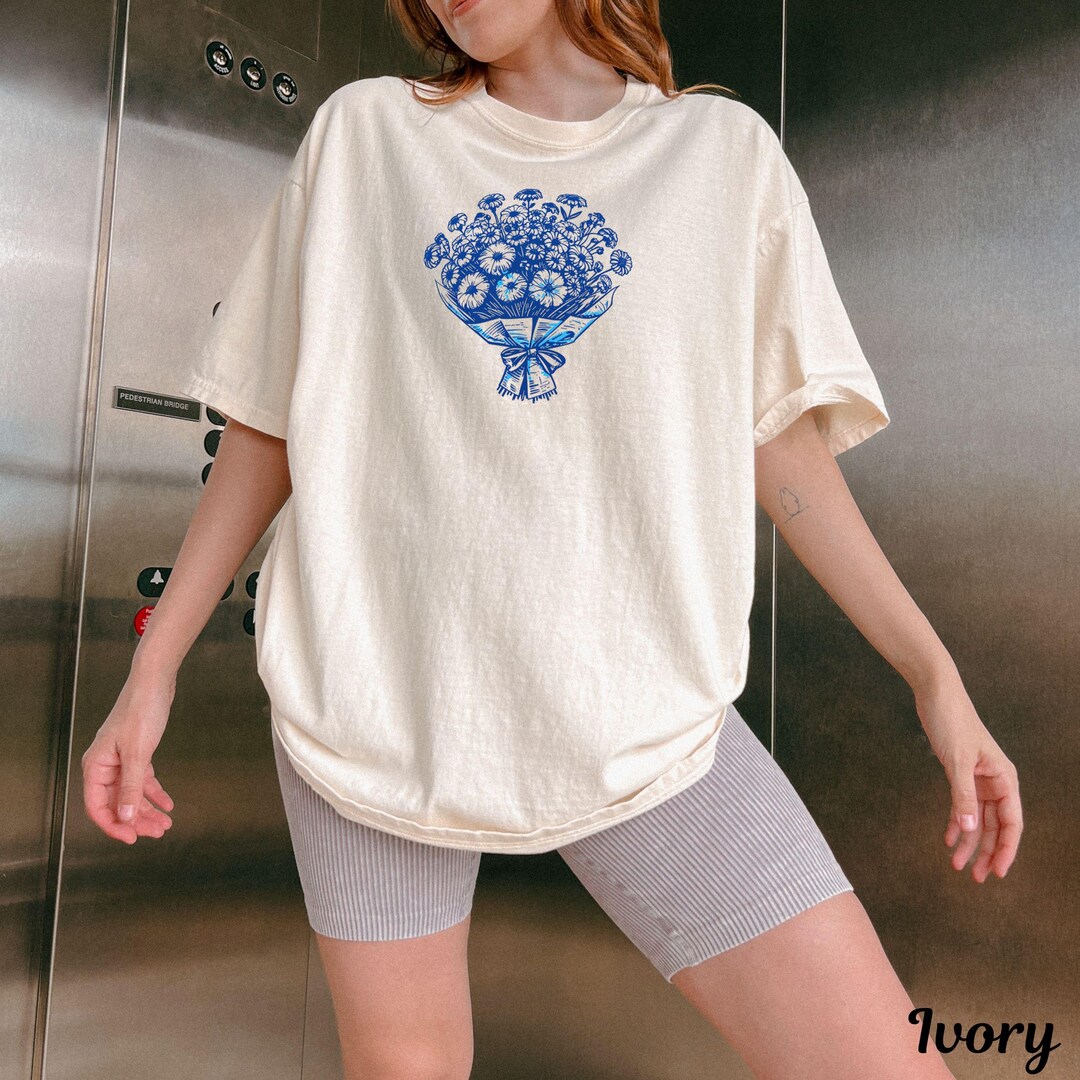 Comfort Colors® Retro Flower Bouquet Shirt, Blue Boho Wildflower Tee ...