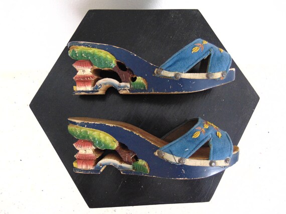 40s WWII Era Japanese Carved Wood Mules With Pagoada Heels - Etsy