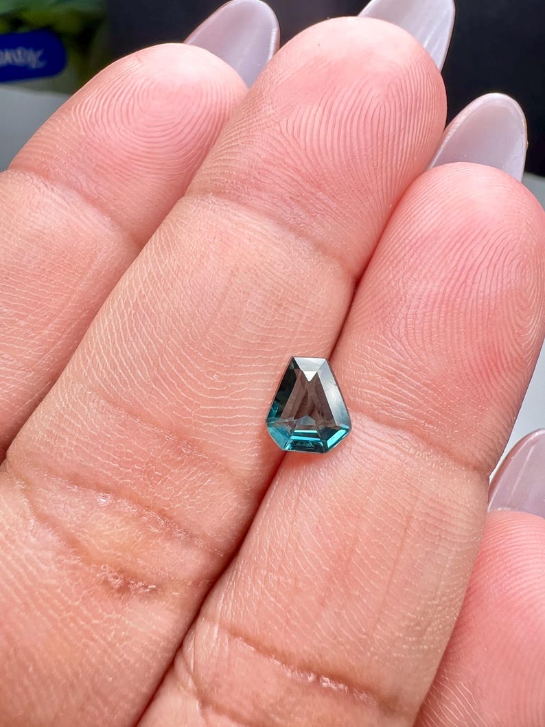 Natural Teal Sapphire – Madagascar, 0.81 Ct - Custom Cut - Etsy UK