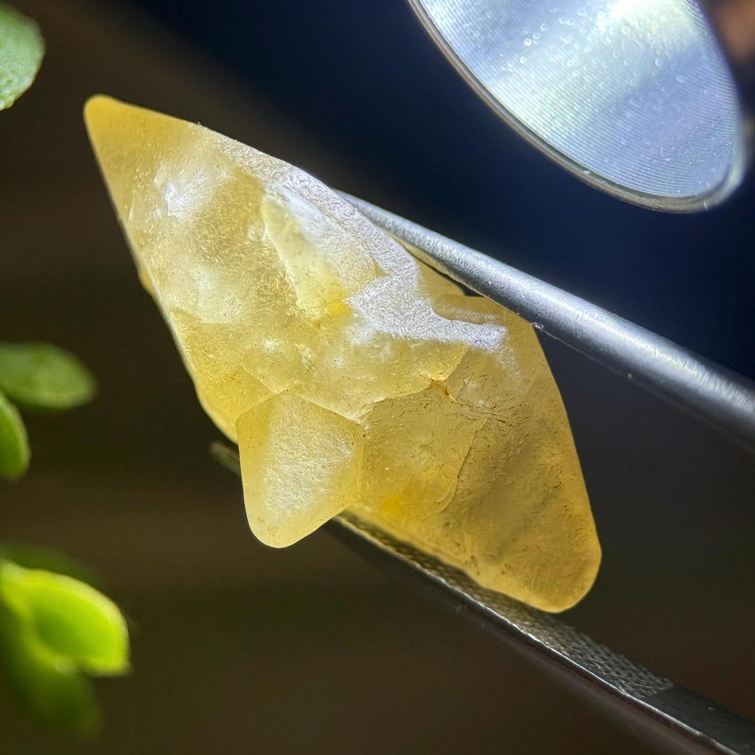 18.64ct Yellow Sapphire Crystal – Unheated Corundum Specimen, Sri Lanka ...