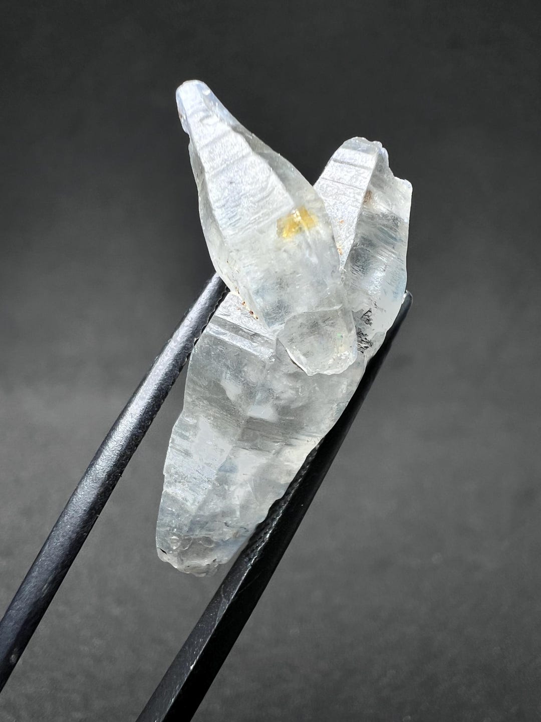 22.27 Ct Natural Grey Sapphire Crystal – Untreated Rough Corundum ...