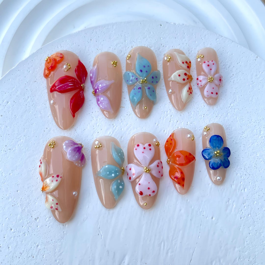Luxurious Flower Press on Nails Elegant 3D Petal Designs Acrylic Nails ...