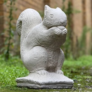 Stone Garden Squirrel Statue Concrete Animal With Pinecone Figurine ...