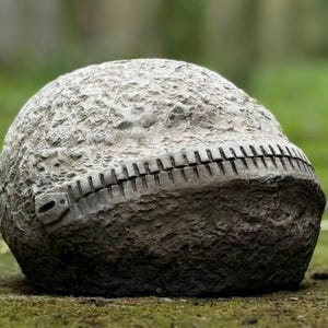 Concrete Alien Egg Sculpture Handcrafted Garden Decoration Unique ...