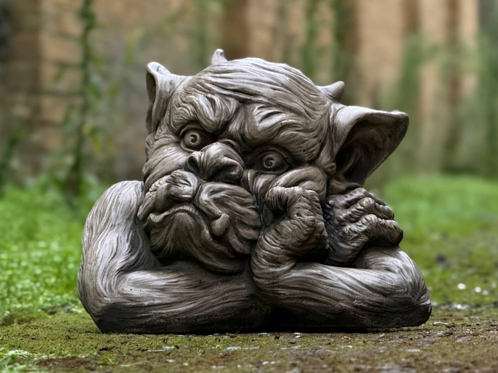 Hard Face Gargoyle Decor Cement Demon Figurine Outdoor Bust Monster ...