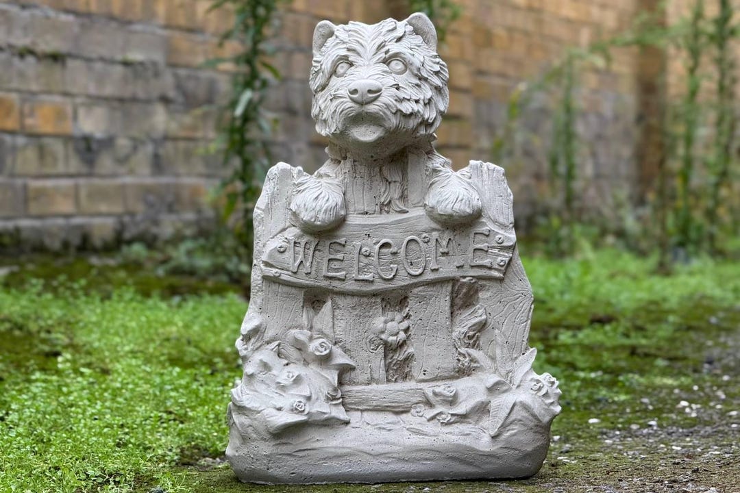 Stone Welcome Dog Statue Concrete Dog With Sign Sculpture Outdoor ...