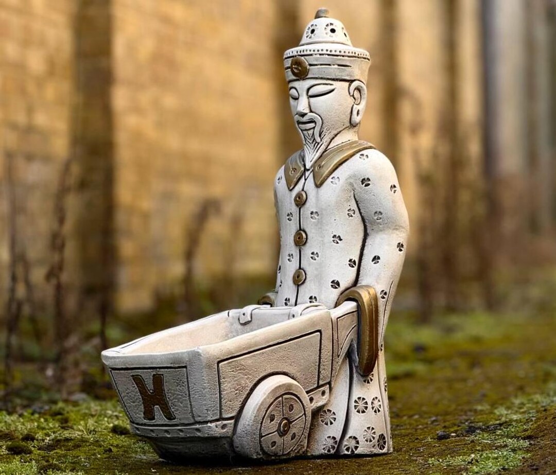 Industrious Chinese Man Sculpture Concrete Chinese Man Figurine Outdoor ...