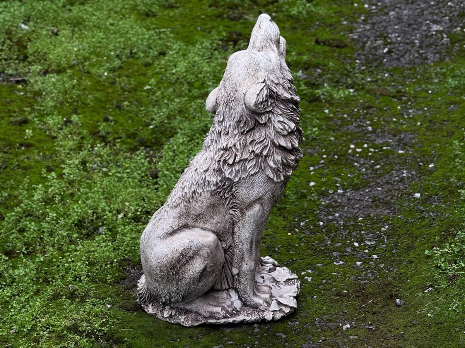 Large Howling Wolf Statue Cement Wolf Figurine Outdoor Cement Wolf ...