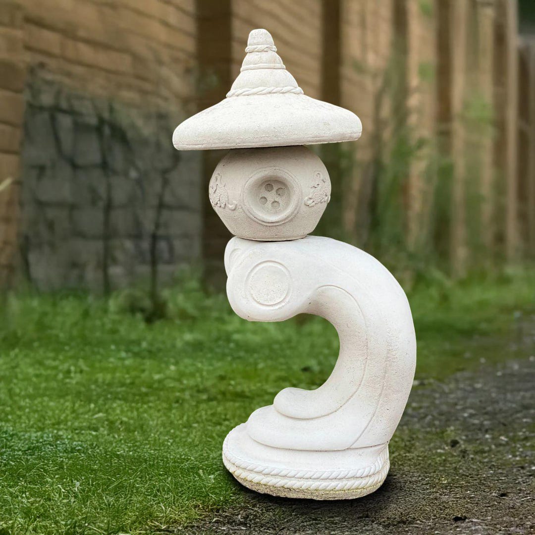 Outdoor Lantern Pagoda Sculpture Concrete Pagoda Statue Stone Japanese ...