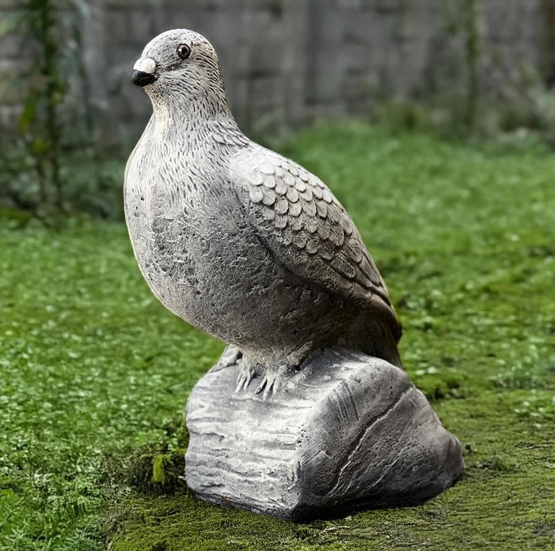 Stone Dove Statue Concrete Bird Sculpture Garden Pigeon Figurine Cement ...
