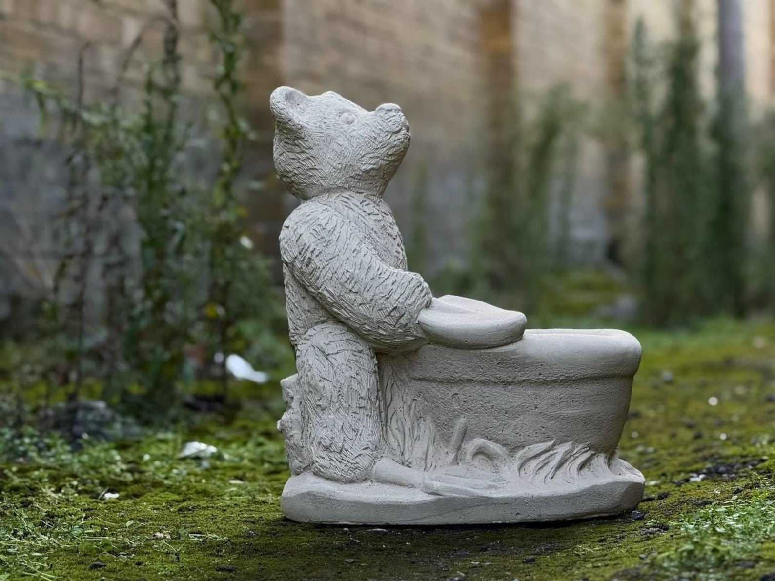 Concrete Bear Bird Bath Figurine Animal Garden and Home Decoration ...