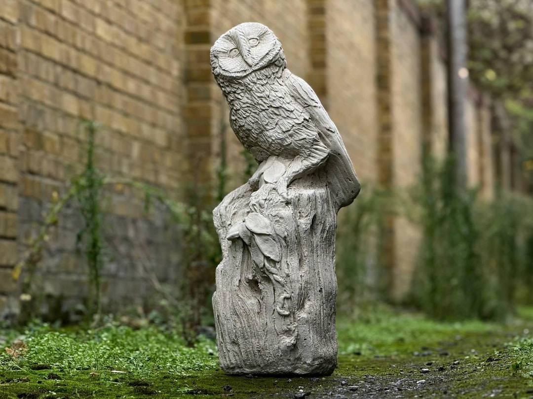 Stone Majestic Owl Statue Realistic Wildlife Decor Outdoor Bird ...