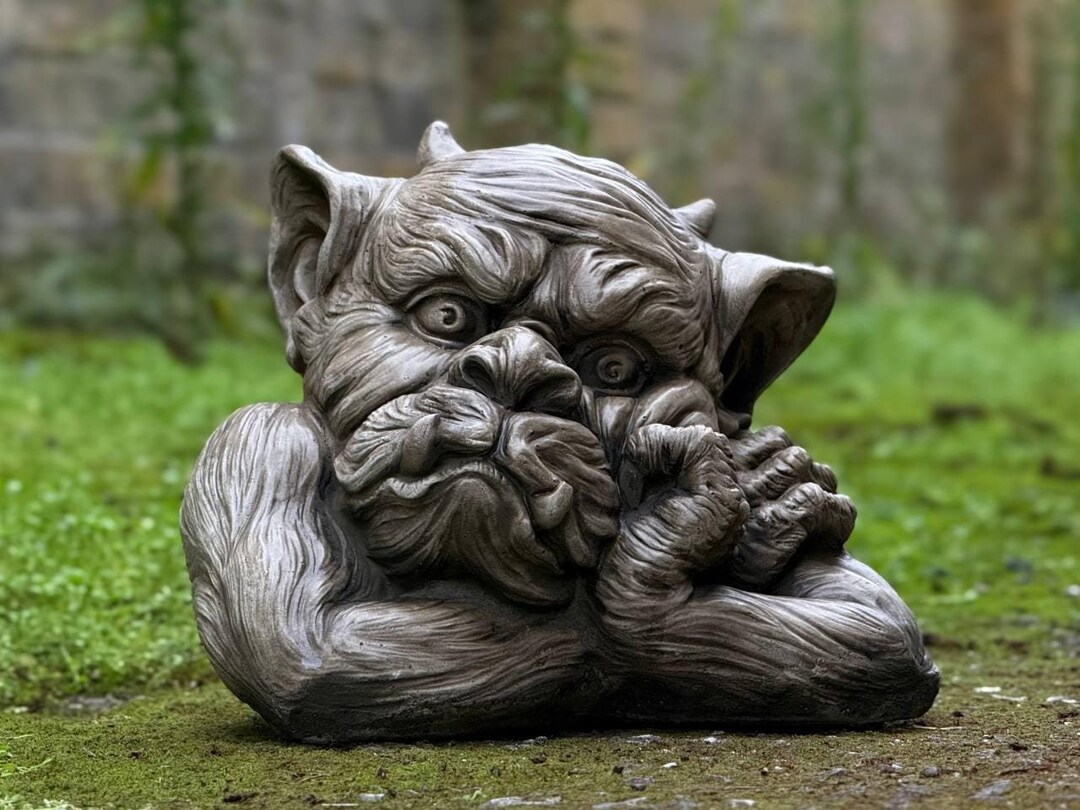 Hard Face Gargoyle Decor Cement Demon Figurine Outdoor Bust Monster ...
