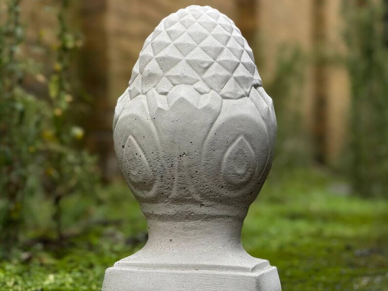 Amazing Acorn Concrete Garden Ornament Outdoor Acorn Statue Cement ...