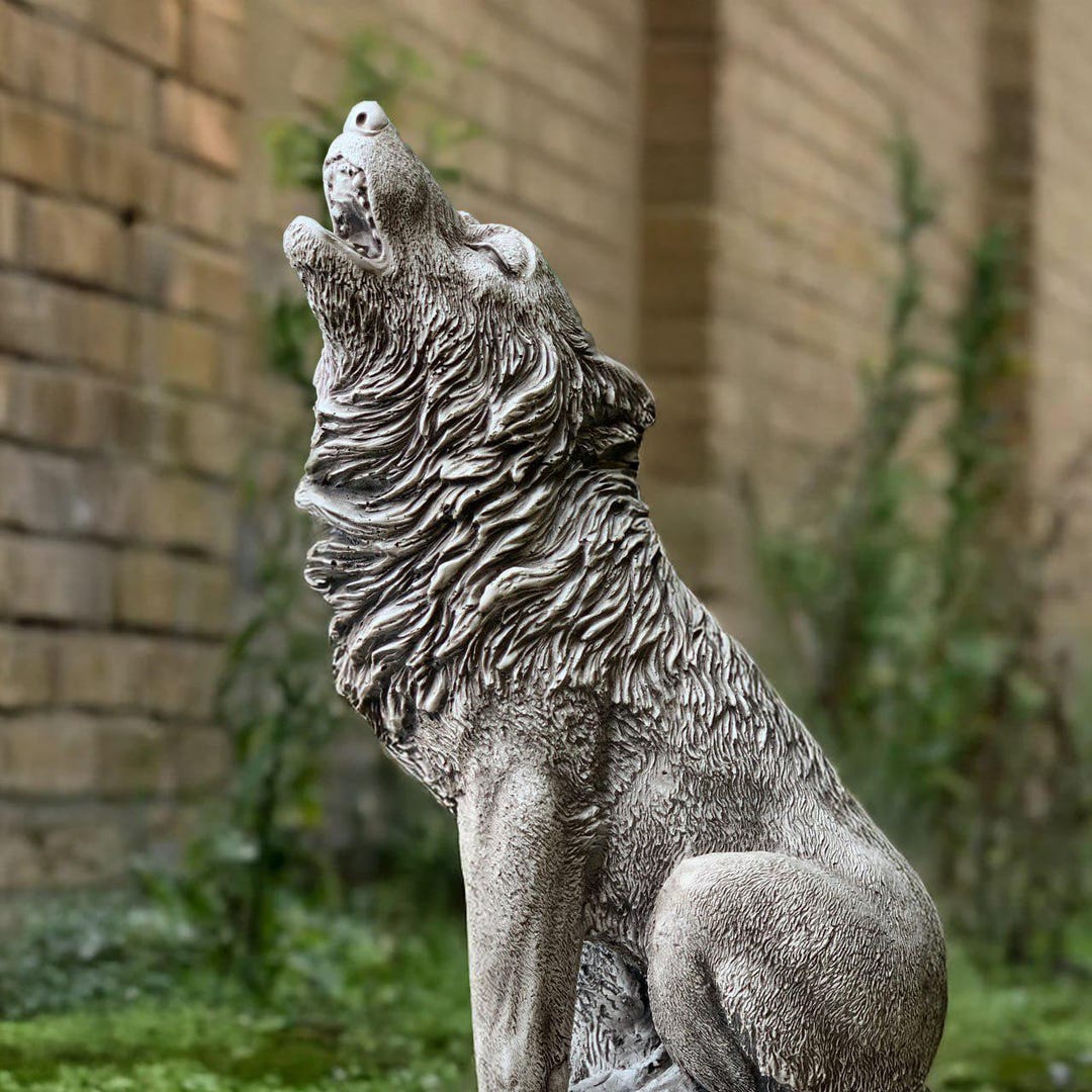 Garden Wolf Sculpture Concrete Large Wolf Statue Outdoor Large Howling ...