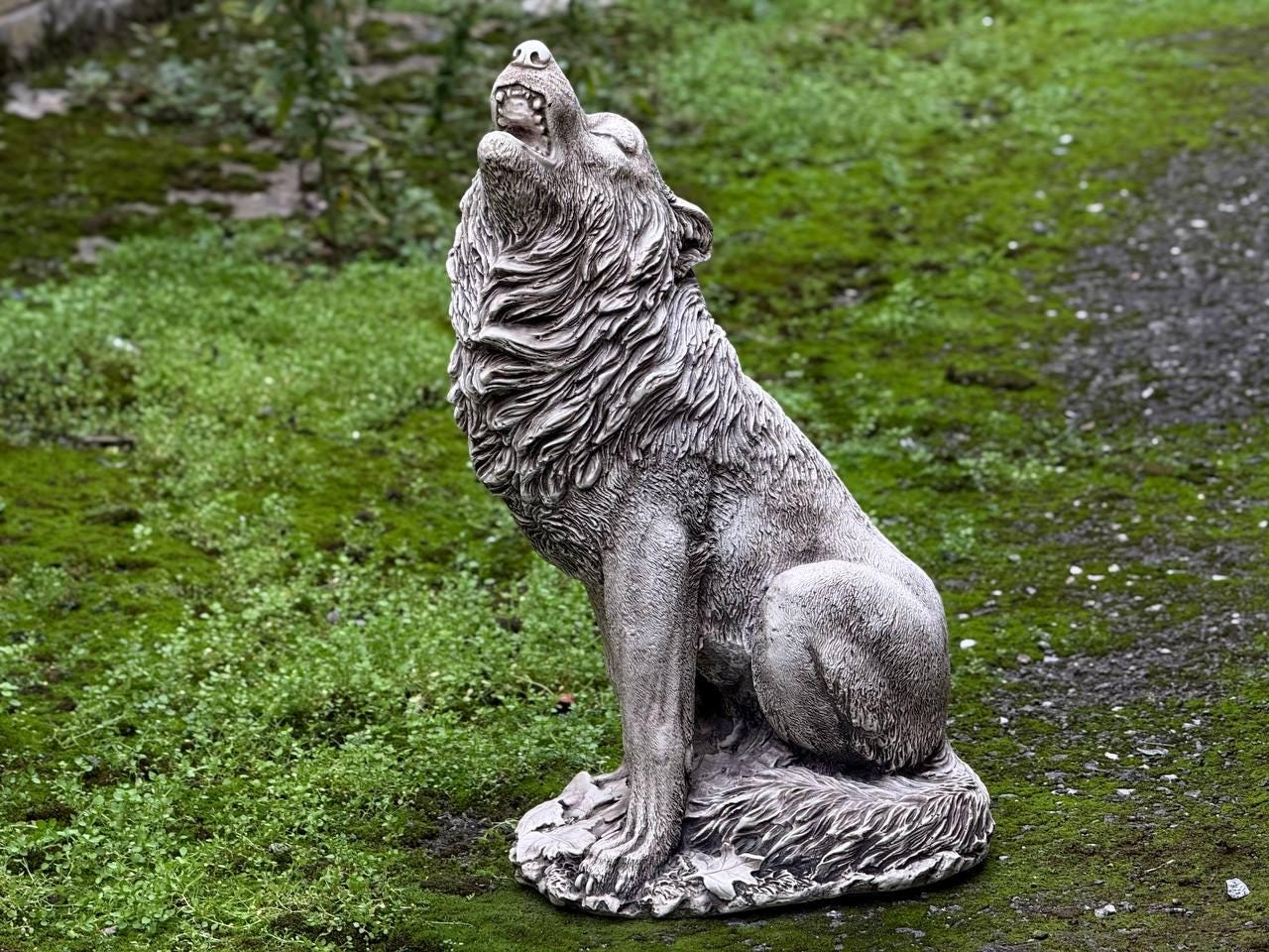 Large Howling Wolf Statue Cement Wolf Figurine Outdoor Cement Wolf ...