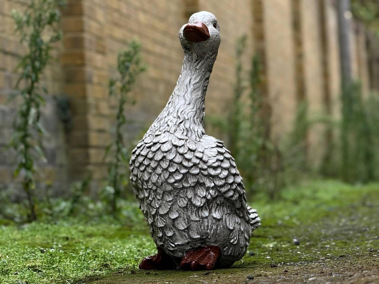 Outdoor Goose Figurine Stone Sitting Goose Decor Concrete Duck Figurine ...