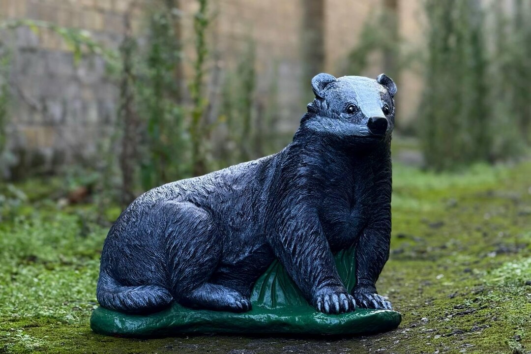 Concrete Badger Garden Statue Stone Wildlife Ornament Outdoor Woodland ...