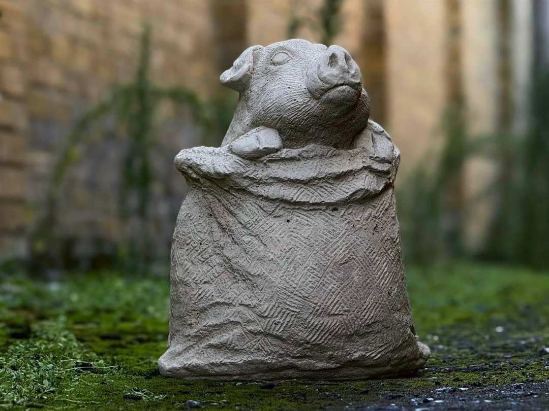 Funny Pig in Sack Garden Statue Concrete Farm Animal Sculpture Stone ...