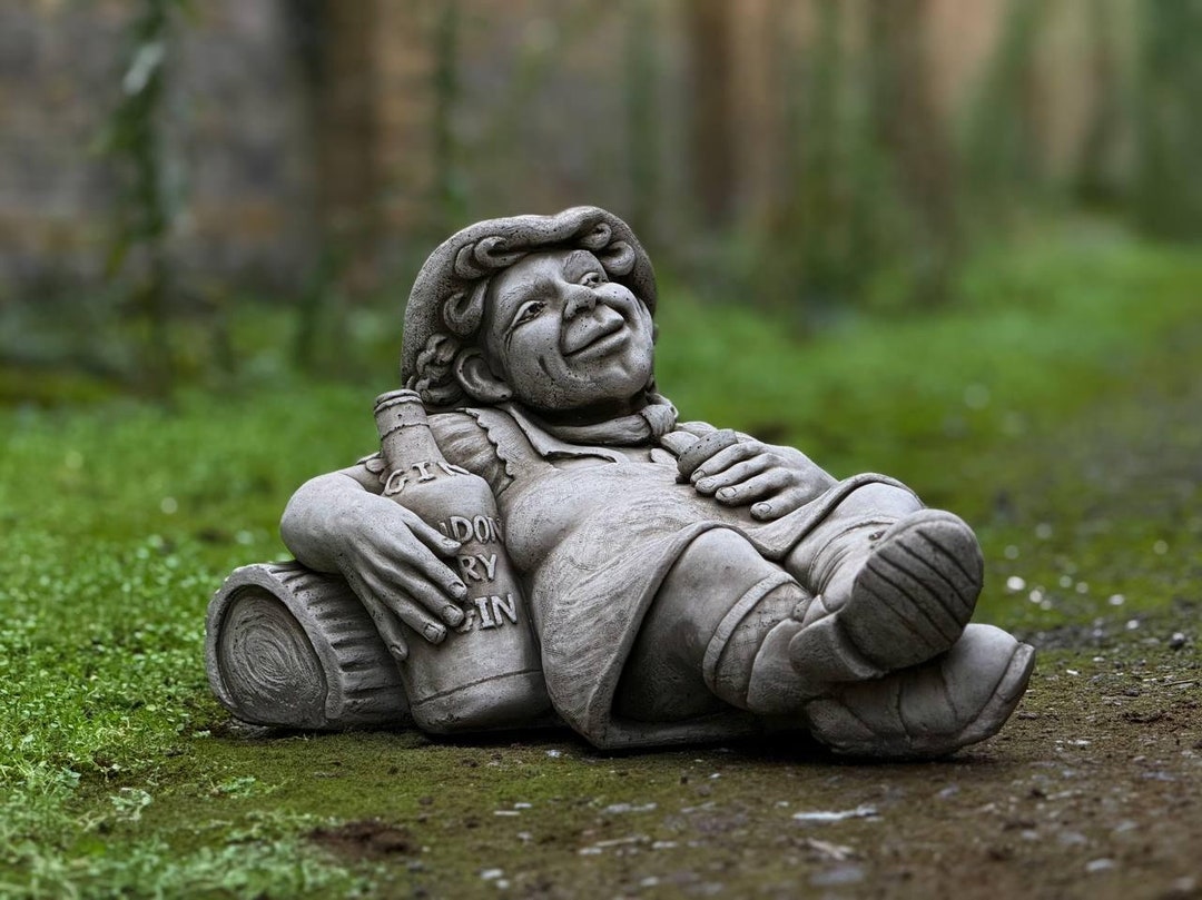 Cheerful Farmer Statue Relaxed Concrete Garden Decor Humorous Cement ...