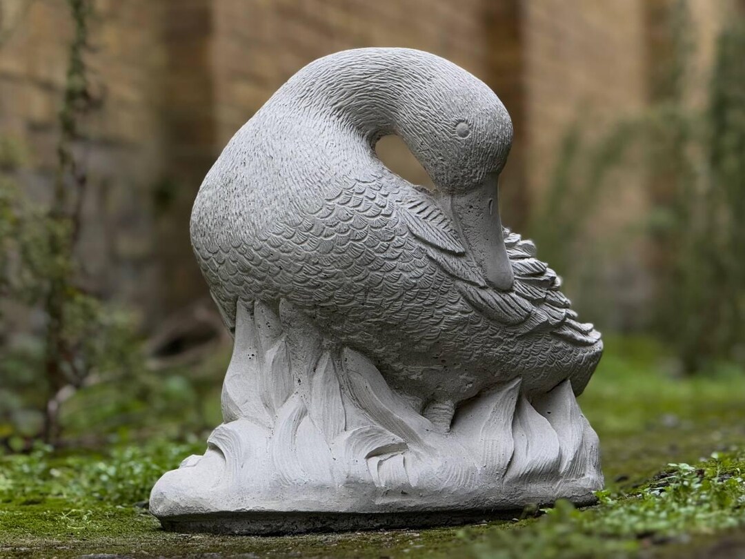 Outdoor Duck Figurine Stone Garden Duck Decoration Cement Bird ...
