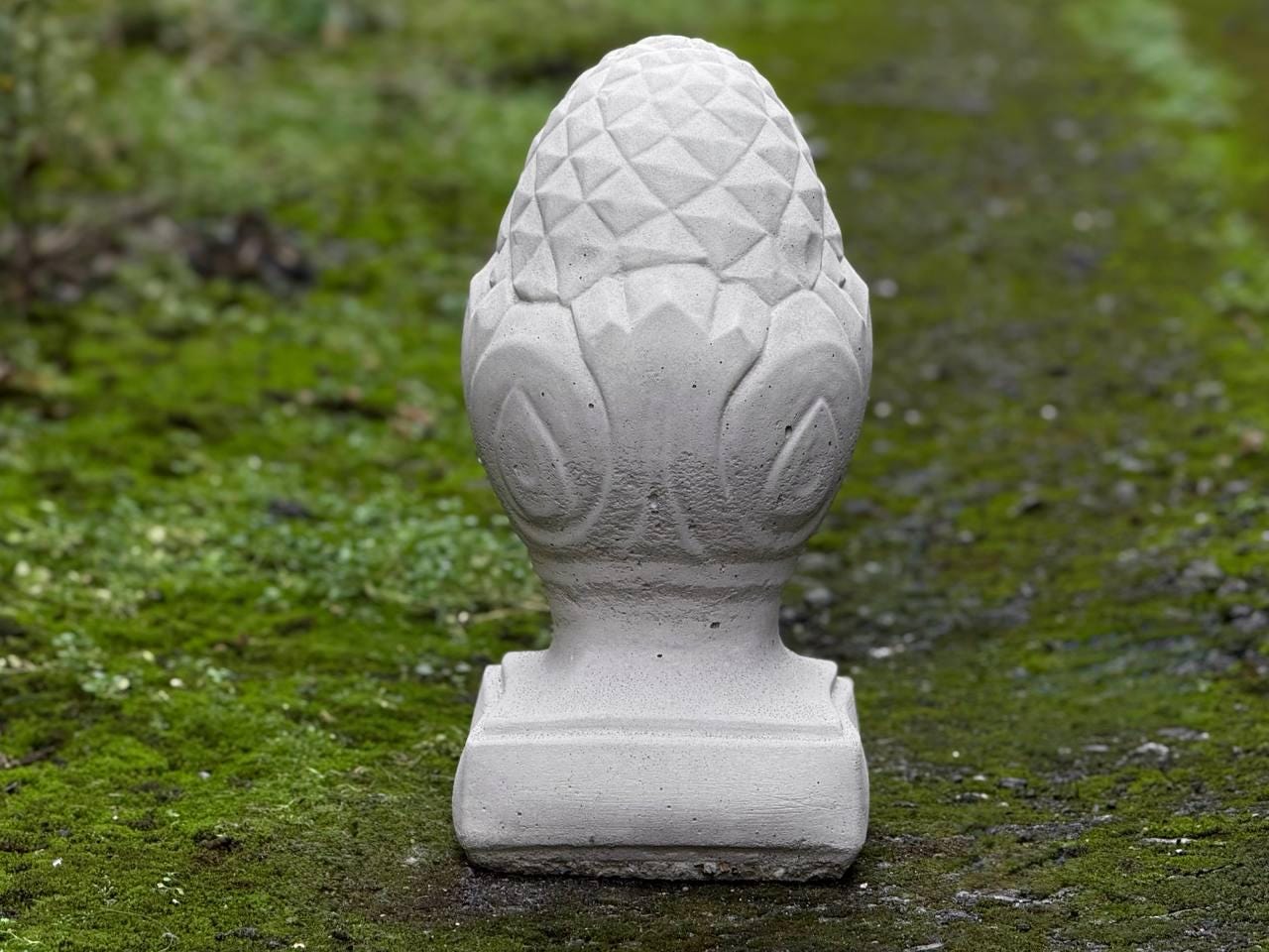 Amazing Acorn Concrete Garden Ornament Outdoor Acorn Statue Cement ...
