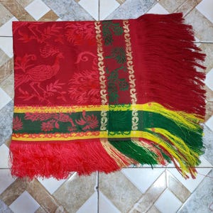 The Traditional Moroccan Berber Costume Consisting of a Crown, Necklace ...