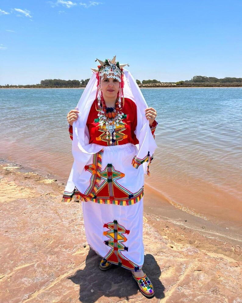 The Traditional Moroccan Berber Costume Consisting of a Crown, Necklace ...