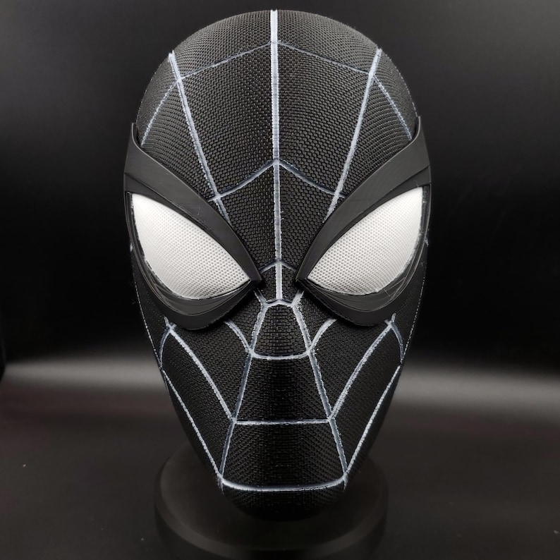 Airbrushed Spider Magnetic Cosplay Mask / Helmet - Etsy