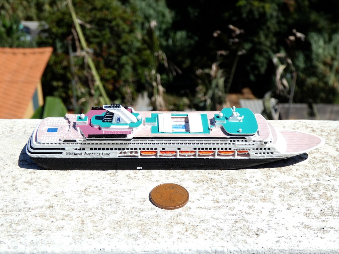 1:1250 Holland America Line Veendam Waterline Cruise Ship Model - Etsy