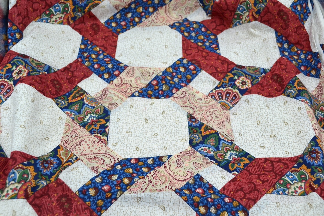 Vintage Springs Quilt Print Fabric Calico Rings by the Yard - Etsy