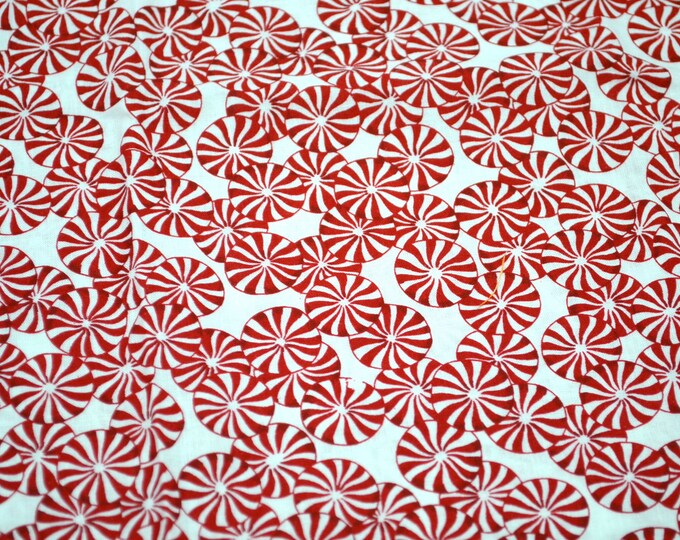 Vintage Christmas Fabric - Red and White Peppermint Candy - 42" X 25"l ...
