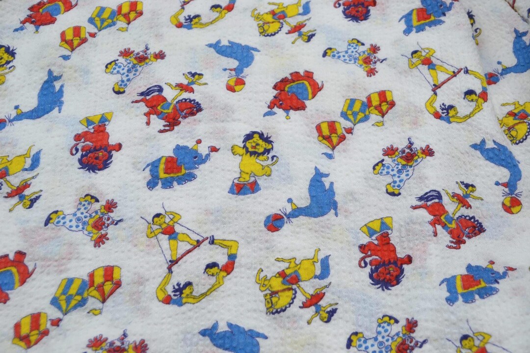 Vintage Fabric - Circus Animals and Clowns on White Seersucker - Cotton ...