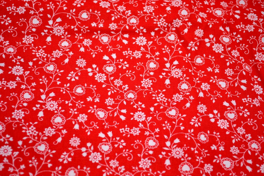 Vintage Cranston Fabric - Small White Flowers and Hearts Vine on Red ...