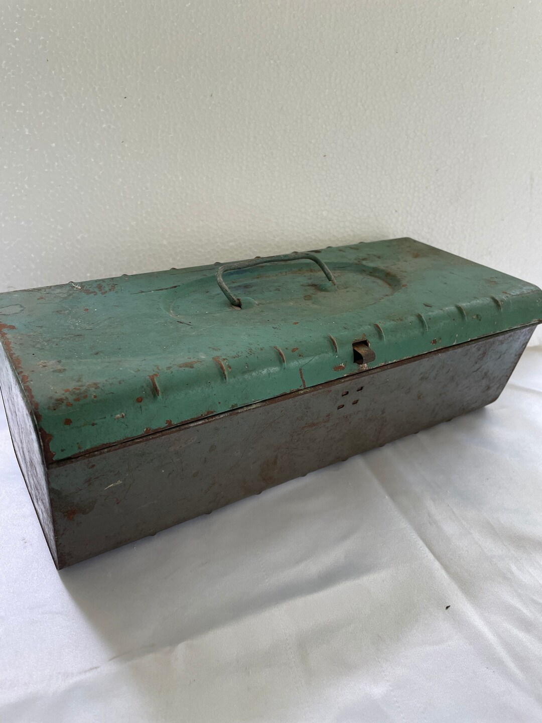 Vintage Green Metal Toolbox - Etsy