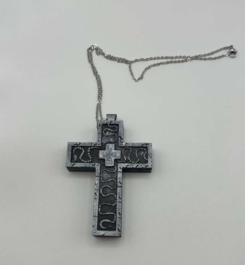 Thanos 230 - Squid Thanos Game & Cross Necklace With Secret Compartment ...