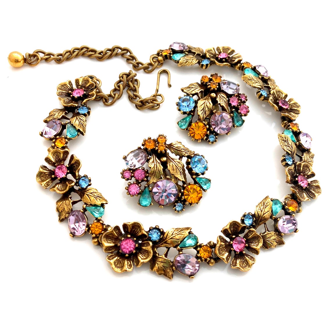 Vintage 1960s Signed LISNER Pastel Rhinestone Flower Leaf Metalwork Necklace Earrings Demi ...