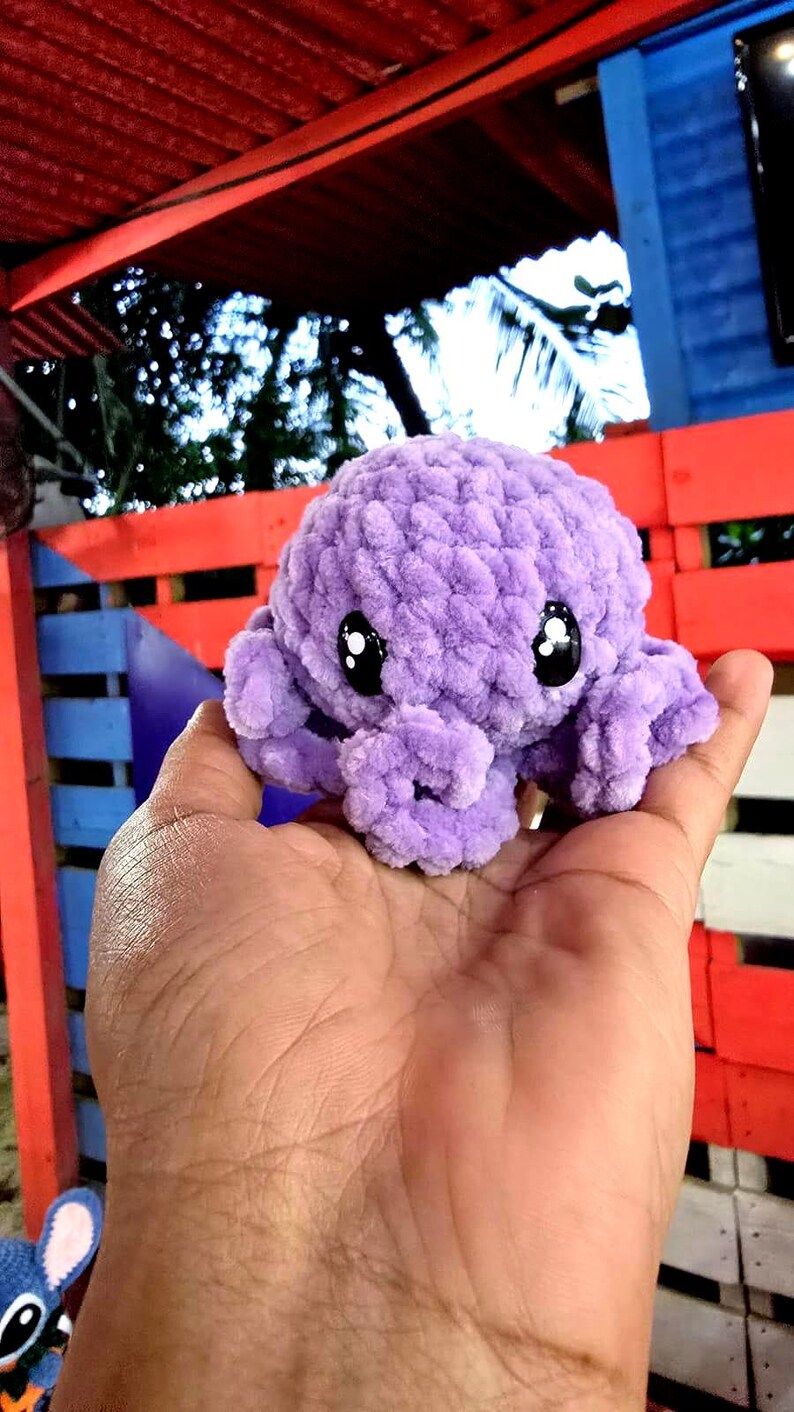 Handmade Crochet Octopus Plushie/keychain – Jumbo/mini Amigurumi Octo ...
