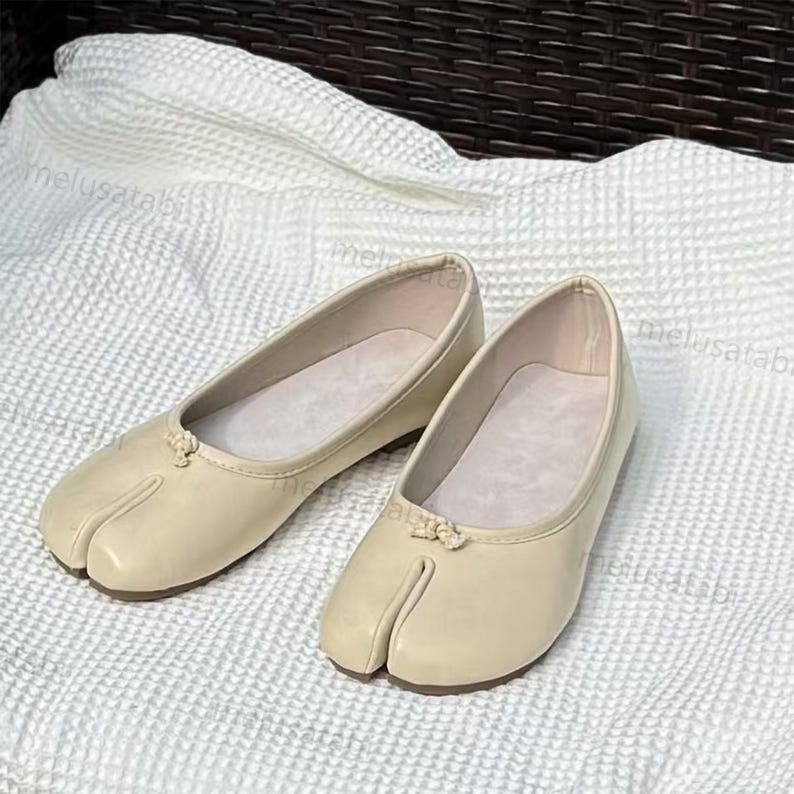 Melusatabi Tabi Split-toe Shoes, Tabi Flats, Women's Tabi Ballet Shoes ...