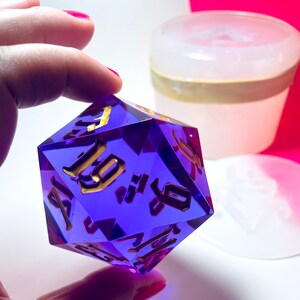 2 PIECE JUMBO D20 Dungeons and Dragons Gamer Dice / Die Split Mold With ...