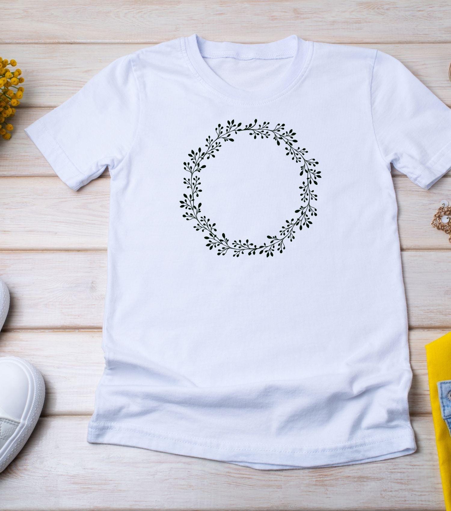 Christmas Wreath SVG Bundle, Floral Frame, Cricut Cut Files (instant ...
